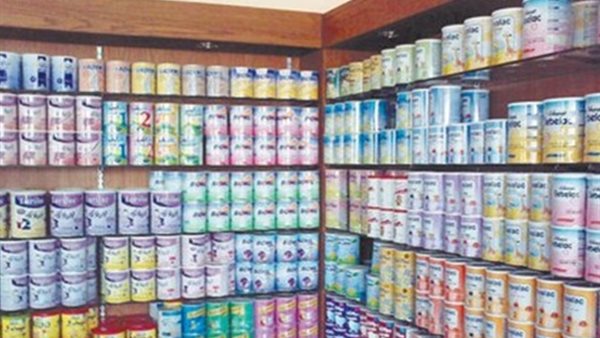 نقص اللبن المدعم يهدد حياة الأطفال في الأقصر
